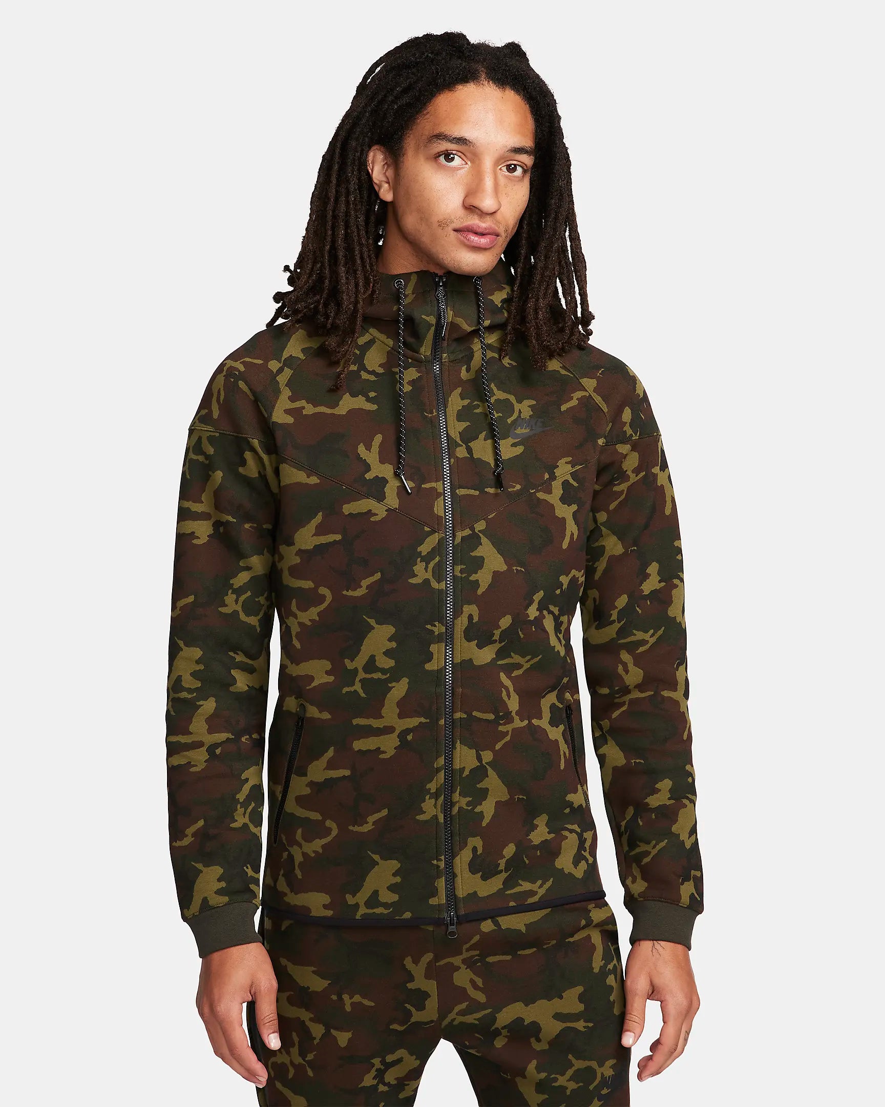 Nike Tech Fleece на Топ цена в Ballistic Sport